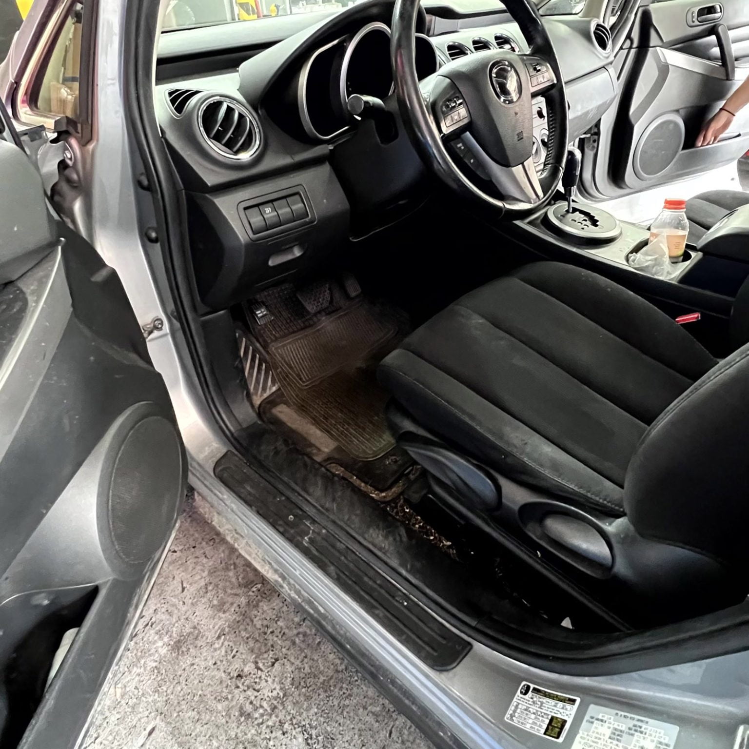 Interior Car Detailing Jersey City | Car Upholstery Detailing New Jersey